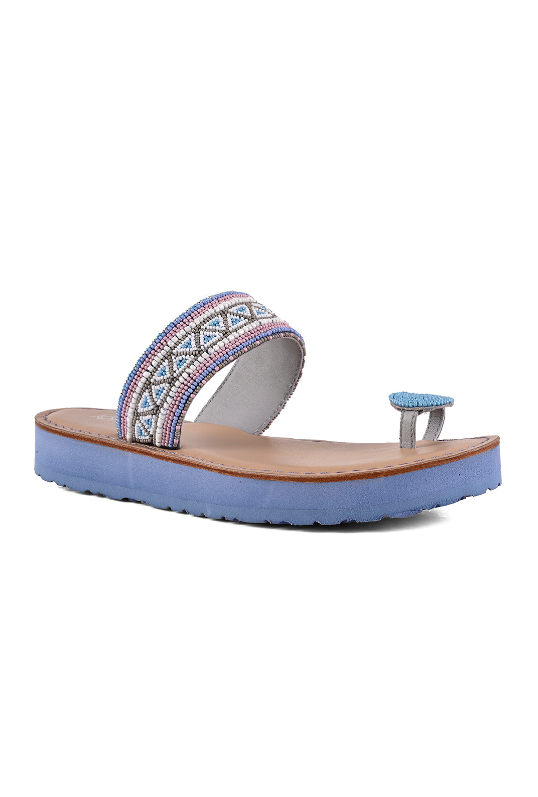 VEE - Toe-ring Padded Flatforms